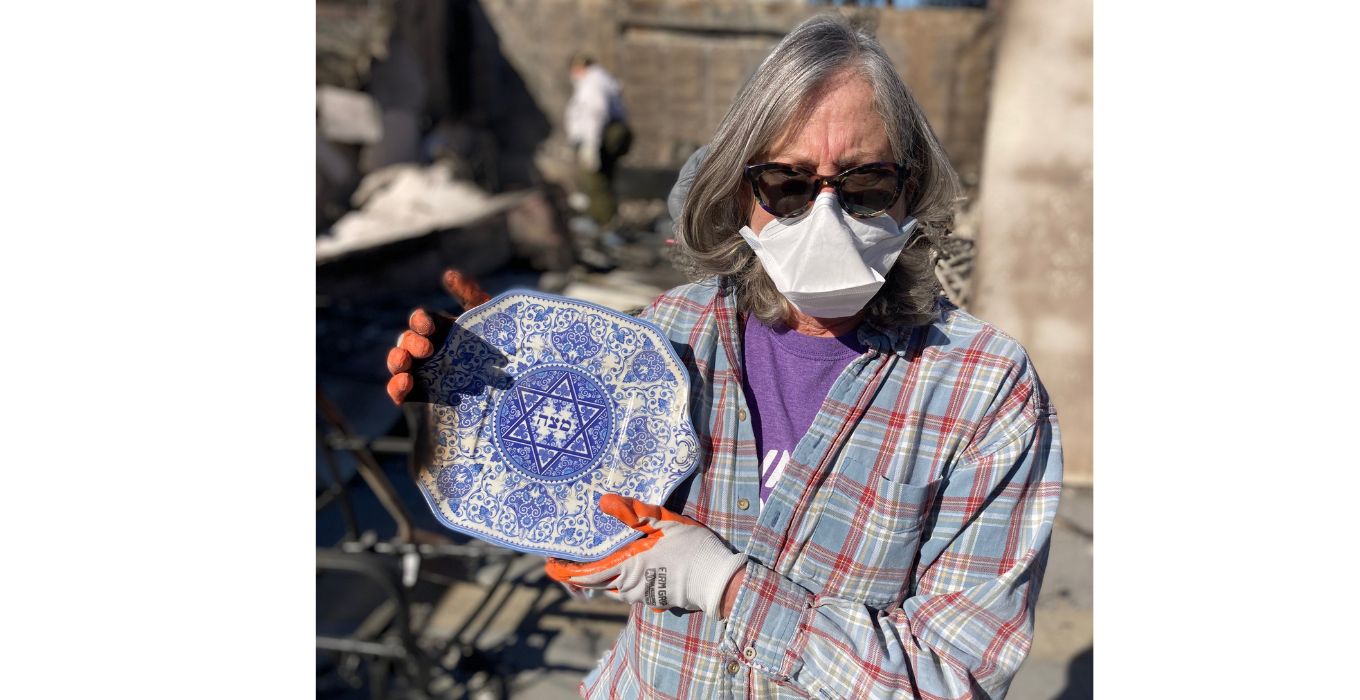 Minnesota Native's Matzah Plate Survives LA Wildfire - TC Jewfolk